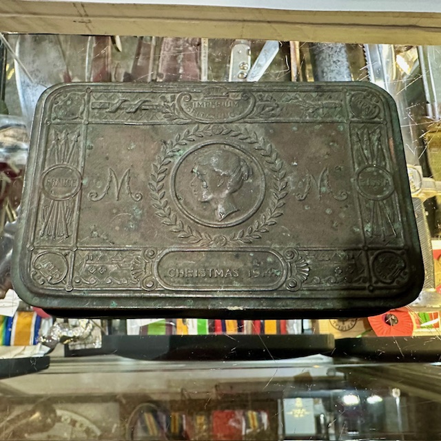 Armoury Antiques and Militaria: Ref: 5827 - WW1 Princess Mary Tin.