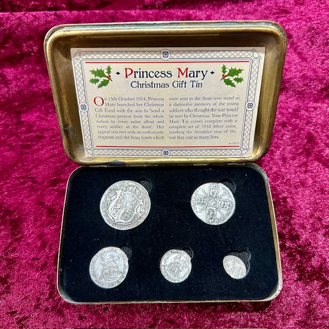 Antique and Military Curios: Ref: 5858 - WW1 Princess Mary Tin with ...